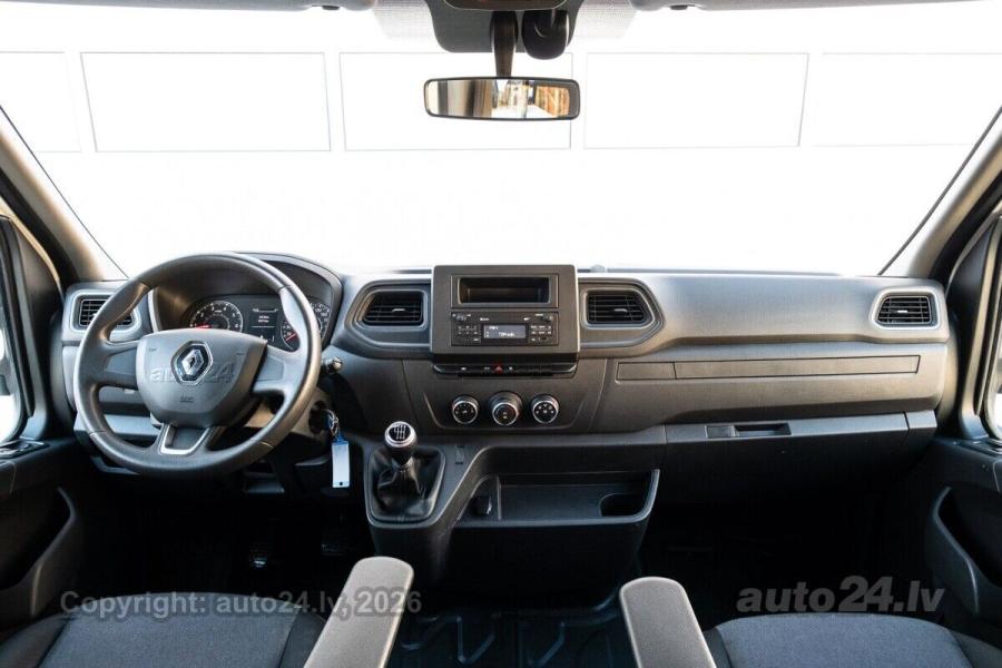White Renault Master 2021 in Riga, with an engine capacity of 2.30 L and mileage of 66 thousand km for 17370 €, photo 9 on AUTOMOTO.COM.LV