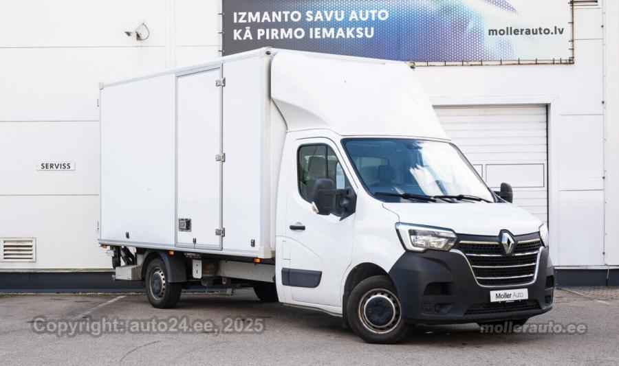 White Renault Master 2022 in Riga, with an engine capacity of 2.30 L and mileage of 155 thousand km for 23314 €, photo 2 on AUTOMOTO.COM.LV