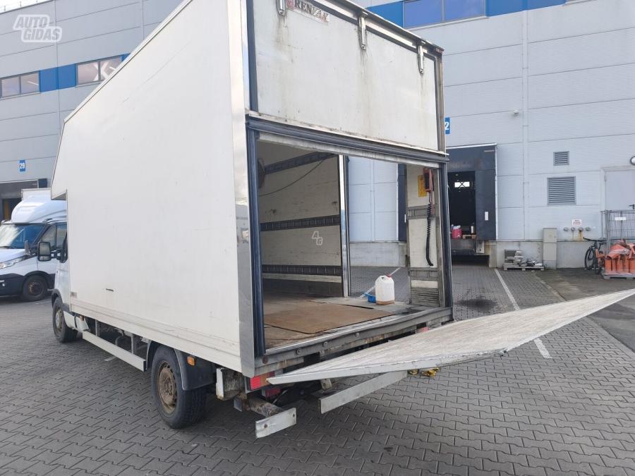 Balts Renault Master 2006 Klaipėda, ar dzinēja tilpumu 2.50 L un nobraukumu 284 tūkst. km par 2300 €, foto 6 vietnē AUTOMOTO.COM.LV