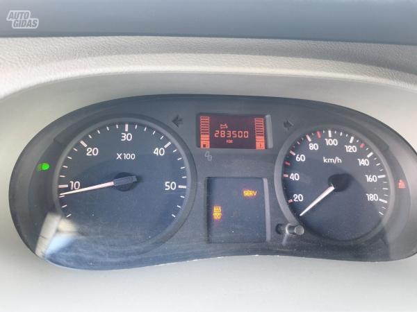 White Renault Master 2006 in Klaipeda, with an engine capacity of 2.50 L and mileage of 284 thousand km for 2300 €, photo 11 on AUTOMOTO.COM.LV