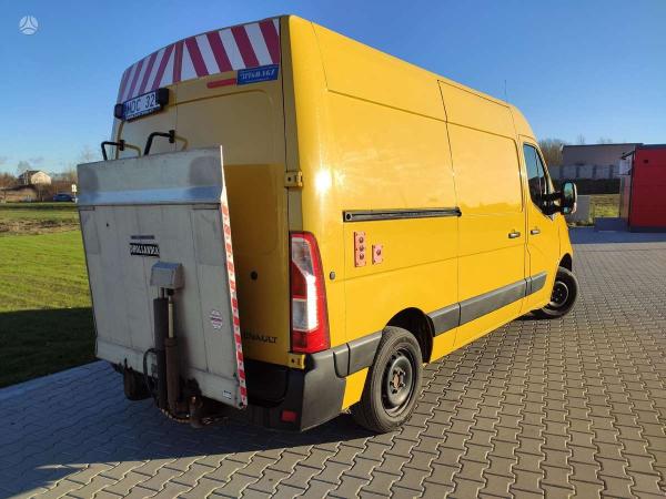 Yellow Renault Master 2012 in Siauliai, with an engine capacity of 2.30 L and mileage of 348 thousand km for 6300 €, photo 4 on AUTOMOTO.COM.LV