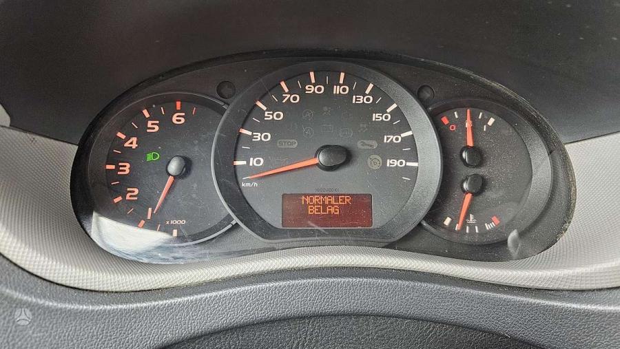 Yellow Renault Master 2015 in Marijampole, with an engine capacity of 2.30 L and mileage of 200 thousand km for 9000 €, photo 10 on AUTOMOTO.COM.LV
