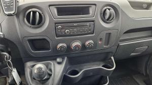 Yellow Renault Master 2015 in Marijampole, with an engine capacity of 2.30 L and mileage of 200 thousand km for 9000 €, photo 13 on AUTOMOTO.COM.LV