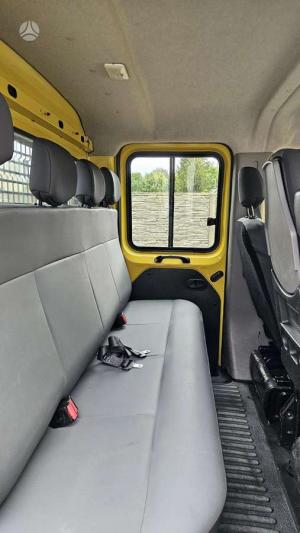 Yellow Renault Master 2015 in Marijampole, with an engine capacity of 2.30 L and mileage of 200 thousand km for 9000 €, photo 20 on AUTOMOTO.COM.LV