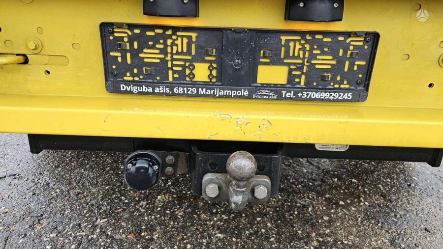 Yellow Renault Master 2015 in Marijampole, with an engine capacity of 2.30 L and mileage of 200 thousand km for 9000 €, photo 25 on AUTOMOTO.COM.LV