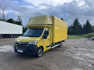 Yellow Renault Master 2021 in Vilnius, with an engine capacity of 2.30 L and mileage of 330 thousand km for 15590 €, photo 3 on AUTOMOTO.COM.LV