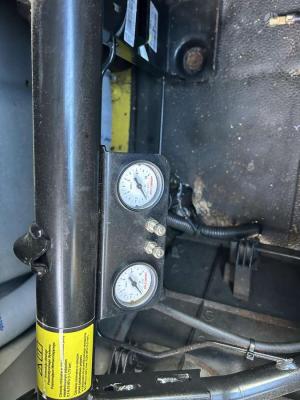 Yellow Renault Master 2021 in Vilnius, with an engine capacity of 2.30 L and mileage of 330 thousand km for 15590 €, photo 11 on AUTOMOTO.COM.LV