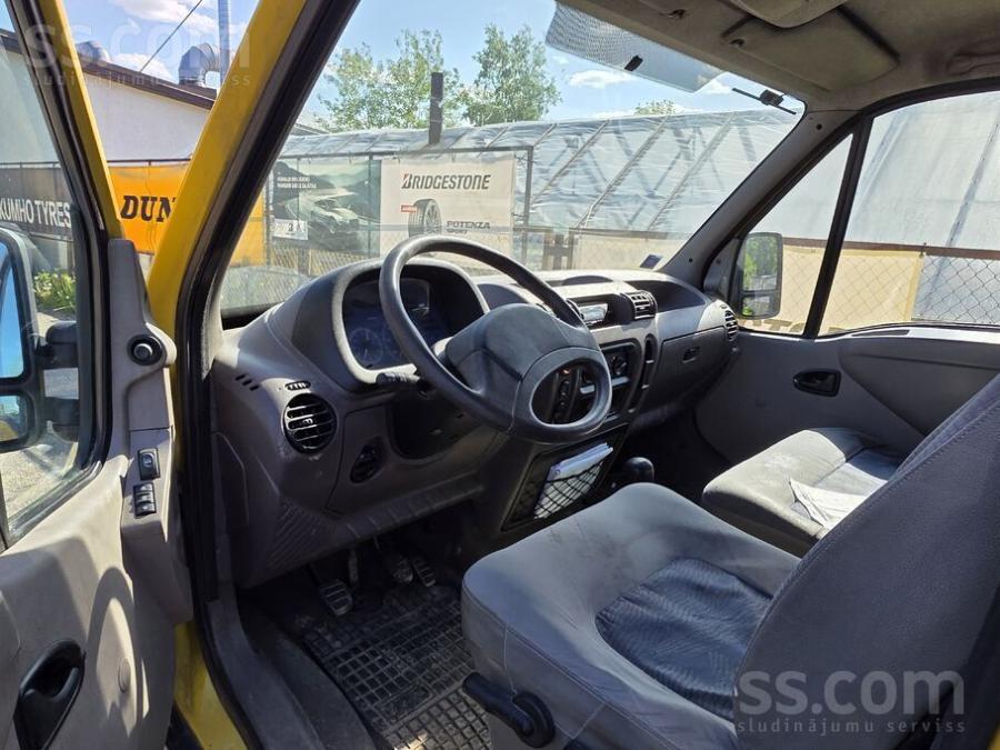 Dzeltens Renault Master 1999 Rīga, ar dzinēja tilpumu 2.50 L un nobraukumu 400 tūkst. km par 500 €, foto 3 vietnē AUTOMOTO.COM.LV