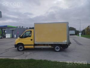 Dzeltens Renault Master 2002 Rīga, ar dzinēja tilpumu 2.20 L un nobraukumu 300 tūkst. km par 2400 €, foto 4 vietnē AUTOMOTO.COM.LV