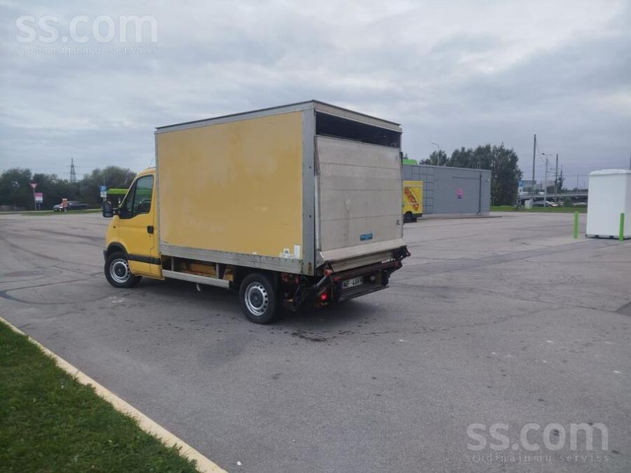 Dzeltens Renault Master 2002 Rīga, ar dzinēja tilpumu 2.20 L un nobraukumu 300 tūkst. km par 2400 €, foto 6 vietnē AUTOMOTO.COM.LV