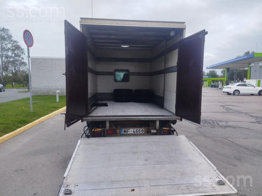 Dzeltens Renault Master 2002 Rīga, ar dzinēja tilpumu 2.20 L un nobraukumu 300 tūkst. km par 2400 €, foto 8 vietnē AUTOMOTO.COM.LV