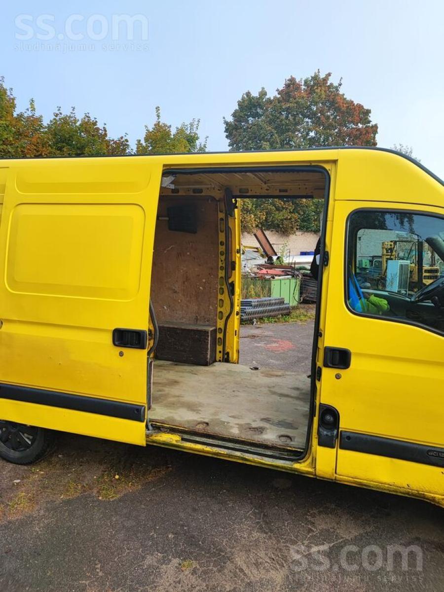 Yellow Renault Master 2010 in Riga, with an engine capacity of 2.50 L and mileage of 400 thousand km for 2500 €, photo 6 on AUTOMOTO.COM.LV