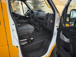 Yellow Renault Master 2015 in Klaipeda, with an engine capacity of 2.30 L and mileage of 321 thousand km for 7500 €, photo 9 on AUTOMOTO.COM.LV