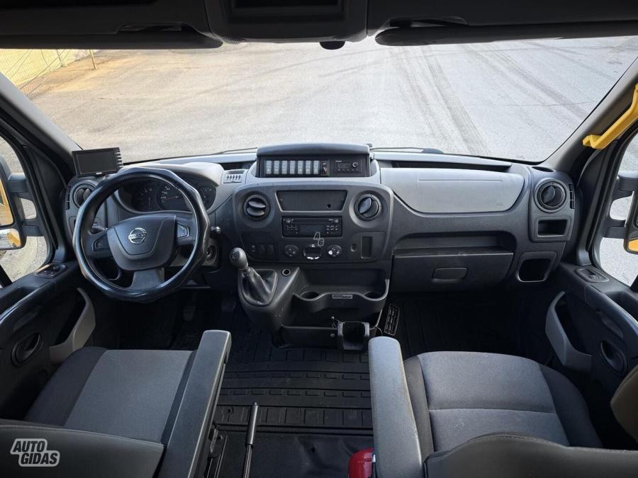 Yellow Renault Master 2015 in Klaipeda, with an engine capacity of 2.30 L and mileage of 321 thousand km for 7500 €, photo 18 on AUTOMOTO.COM.LV