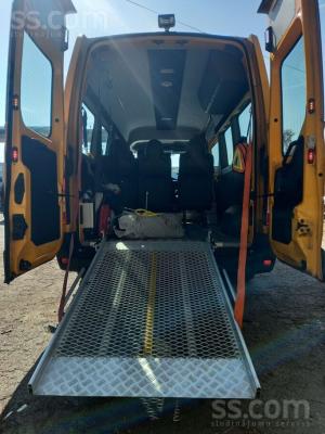 Yellow Renault Master 2016 in Riga, with an engine capacity of 2.30 L and mileage of 676 thousand km for 9000 €, photo 7 on AUTOMOTO.COM.LV