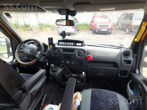 Yellow Renault Master 2016 in Riga, with an engine capacity of 2.30 L and mileage of 676 thousand km for 9000 €, photo 12 on AUTOMOTO.COM.LV