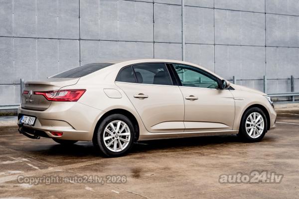 Beige Renault Megane 2018 in Parnu, with an engine capacity of 1.60 L and mileage of 93 thousand km for 8799 €, photo 5 on AUTOMOTO.COM.LV