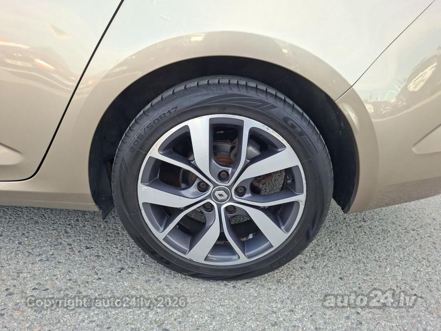 Smilšu krāsa Renault Megane 2017 Tallina, ar dzinēja tilpumu 1.20 L un nobraukumu 134 tūkst. km par 10990 €, foto 13 vietnē AUTOMOTO.COM.LV