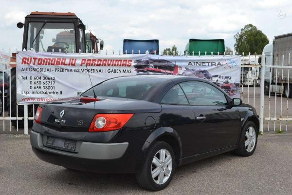 Black Renault Megane 2004 in Marijampole, with an engine capacity of 1.60 L and mileage of 165 thousand km for 1300 €, photo 3 on AUTOMOTO.COM.LV