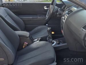 Black Renault Megane 2004 in Liepaja, with an engine capacity of 1.60 L and mileage of 258 thousand km for 2000 €, photo 6 on AUTOMOTO.COM.LV