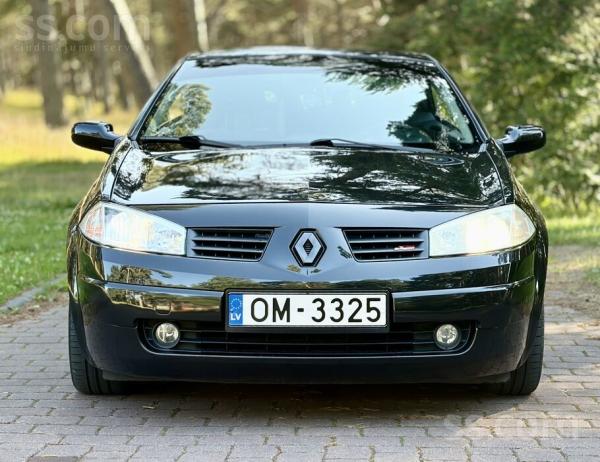 Melns Renault Megane 2004 Ventspils, ar dzinēja tilpumu 1.60 L un nobraukumu 259 tūkst. km par 2499 €, foto 3 vietnē AUTOMOTO.COM.LV