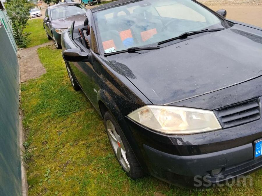 Melns Renault Megane 2004 Liepāja, ar dzinēja tilpumu 1.60 L un nobraukumu 283 tūkst. km par 2100 €, foto 12 vietnē AUTOMOTO.COM.LV