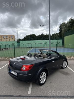 Melns Renault Megane 2005 Liepāja, ar dzinēja tilpumu 2.00 L un nobraukumu 183 tūkst. km par 1650 €, foto 3 vietnē AUTOMOTO.COM.LV