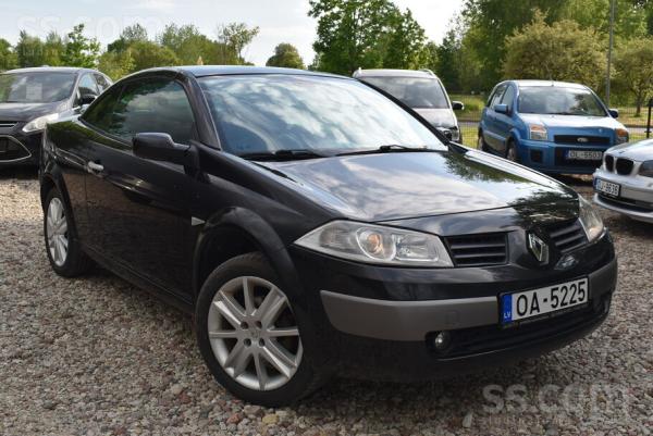 Melns Renault Megane 2006 Kuldīga, ar dzinēja tilpumu 1.90 L un nobraukumu 0 tūkst. km par 2750 €, foto 4 vietnē AUTOMOTO.COM.LV