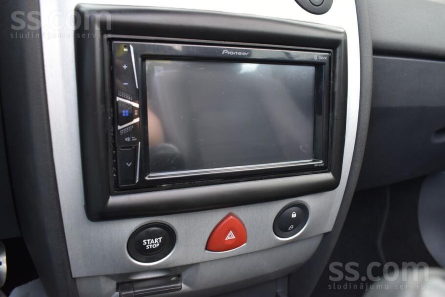 Melns Renault Megane 2006 Kuldīga, ar dzinēja tilpumu 1.90 L un nobraukumu 0 tūkst. km par 1990 €, foto 10 vietnē AUTOMOTO.COM.LV