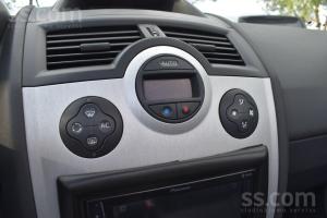 Melns Renault Megane 2006 Kuldīga, ar dzinēja tilpumu 1.90 L un nobraukumu 0 tūkst. km par 1990 €, foto 11 vietnē AUTOMOTO.COM.LV