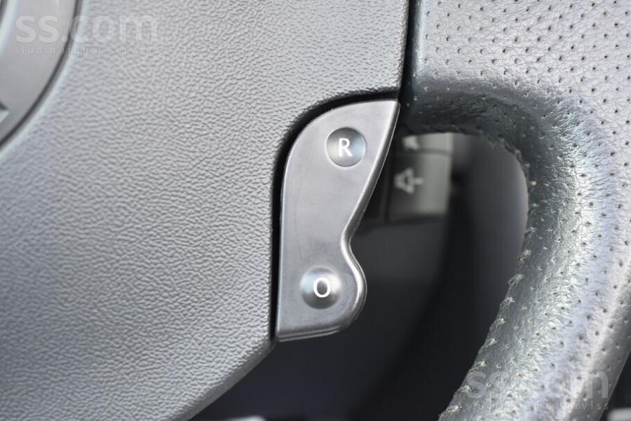 Melns Renault Megane 2006 Kuldīga, ar dzinēja tilpumu 1.90 L un nobraukumu 0 tūkst. km par 1990 €, foto 14 vietnē AUTOMOTO.COM.LV