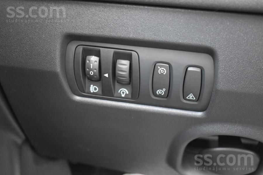 Melns Renault Megane 2006 Kuldīga, ar dzinēja tilpumu 1.90 L un nobraukumu 0 tūkst. km par 1990 €, foto 16 vietnē AUTOMOTO.COM.LV