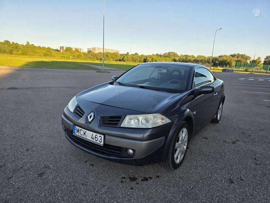 Black Renault Megane 2006 in Kaunas, with an engine capacity of 1.87 L and mileage of 384 thousand km for 850 €, photo 1 on AUTOMOTO.COM.LV
