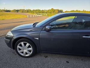 Black Renault Megane 2006 in Kaunas, with an engine capacity of 1.87 L and mileage of 384 thousand km for 850 €, photo 13 on AUTOMOTO.COM.LV