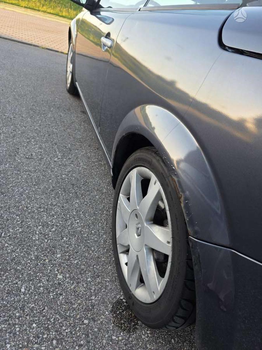Black Renault Megane 2006 in Kaunas, with an engine capacity of 1.87 L and mileage of 384 thousand km for 850 €, photo 18 on AUTOMOTO.COM.LV