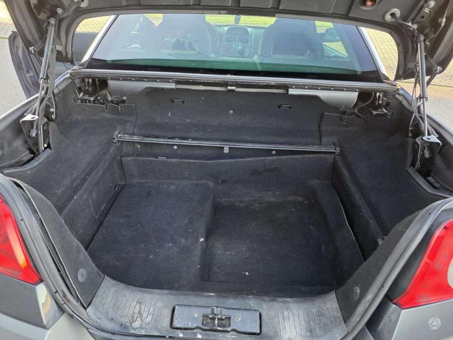 Black Renault Megane 2006 in Kaunas, with an engine capacity of 1.87 L and mileage of 384 thousand km for 850 €, photo 22 on AUTOMOTO.COM.LV