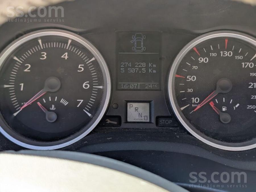 Melns Renault Megane 2006 Rīga, ar dzinēja tilpumu 1.80 L un nobraukumu 270 tūkst. km par 2200 €, foto 12 vietnē AUTOMOTO.COM.LV