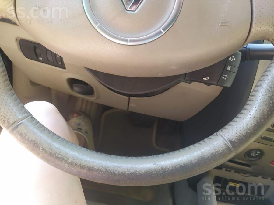 Melns Renault Megane 2006 Rīga, ar dzinēja tilpumu 1.80 L un nobraukumu 270 tūkst. km par 2200 €, foto 14 vietnē AUTOMOTO.COM.LV