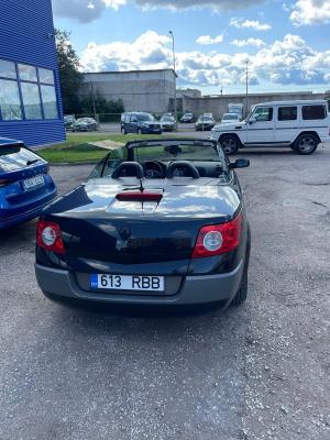Melns Renault Megane 2007 Narva, ar dzinēja tilpumu 2.00 L un nobraukumu 141 tūkst. km par 2200 €, foto 9 vietnē AUTOMOTO.COM.LV