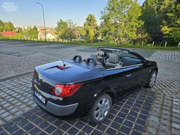 Black Renault Megane 2007 in Prienai, with an engine capacity of 2.00 L and mileage of 160 thousand km for 1250 €, photo 2 on AUTOMOTO.COM.LV