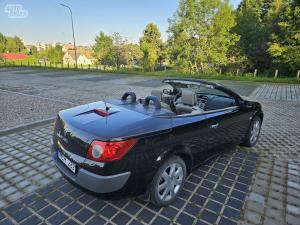 Black Renault Megane 2007 in Prienai, with an engine capacity of 2.00 L and mileage of 160 thousand km for 1250 €, photo 3 on AUTOMOTO.COM.LV