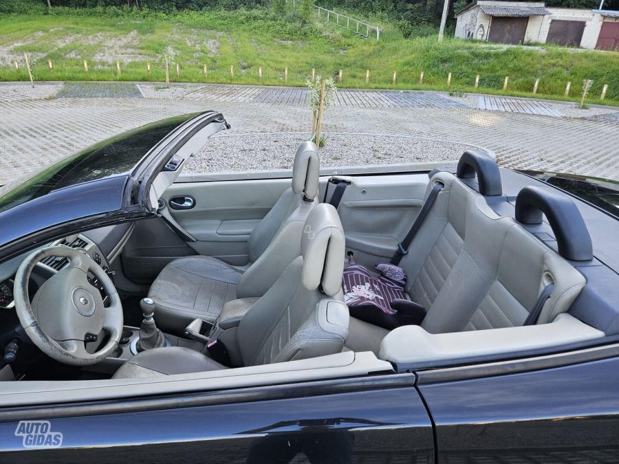 Black Renault Megane 2007 in Prienai, with an engine capacity of 2.00 L and mileage of 160 thousand km for 1250 €, photo 12 on AUTOMOTO.COM.LV