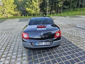 Black Renault Megane 2007 in Prienai, with an engine capacity of 2.00 L and mileage of 160 thousand km for 1250 €, photo 17 on AUTOMOTO.COM.LV