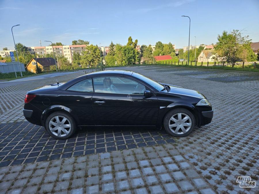 Black Renault Megane 2007 in Prienai, with an engine capacity of 2.00 L and mileage of 160 thousand km for 1250 €, photo 19 on AUTOMOTO.COM.LV