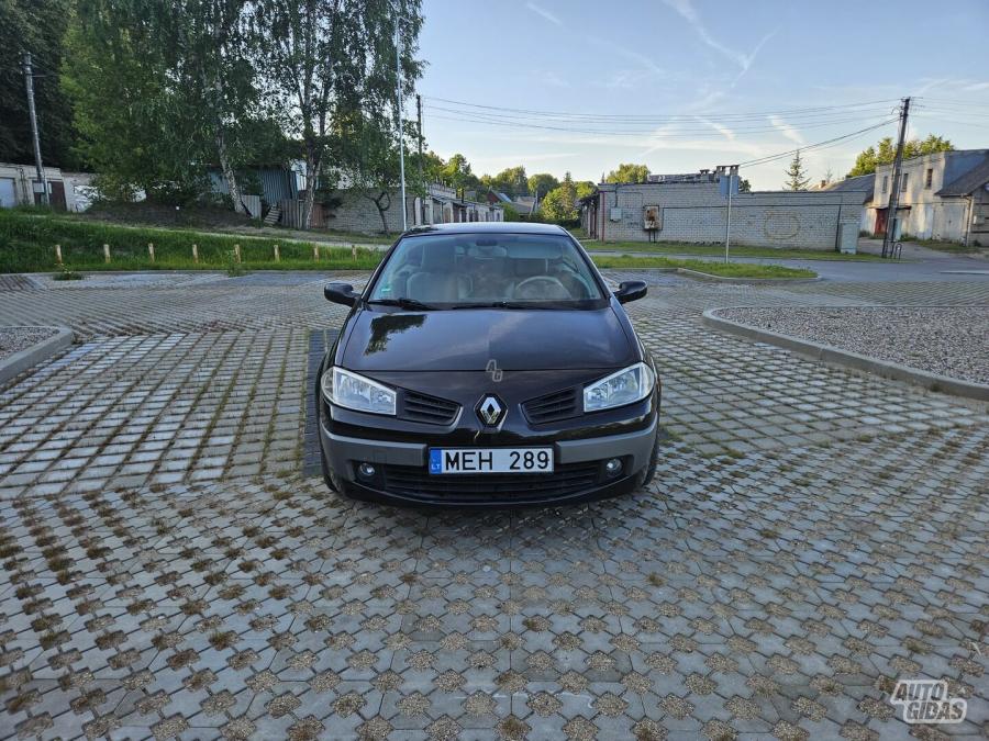 Black Renault Megane 2007 in Prienai, with an engine capacity of 2.00 L and mileage of 160 thousand km for 1250 €, photo 21 on AUTOMOTO.COM.LV