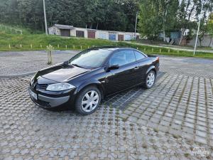 Black Renault Megane 2007 in Prienai, with an engine capacity of 2.00 L and mileage of 160 thousand km for 1250 €, photo 22 on AUTOMOTO.COM.LV