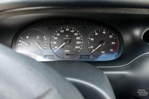 Black Renault Megane 1996 in Panevezys, with an engine capacity of 1.60 L and mileage of 260 thousand km for 600 €, photo 9 on AUTOMOTO.COM.LV