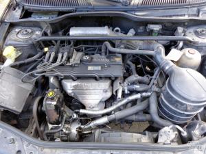 Black Renault Megane 1996 in Panevezys, with an engine capacity of 1.60 L and mileage of 260 thousand km for 600 €, photo 23 on AUTOMOTO.COM.LV