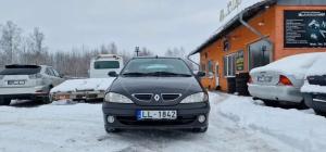 Черный Рено Меган 1999 в Валмиера, объемом двигателя 1.60 л и пробегом 159 тыс. км за 1500 €, фото 9 на AUTOMOTO.COM.LV