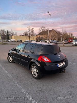 Melns Renault Megane 2003 Tallina, ar dzinēja tilpumu 1.50 L un nobraukumu 0 tūkst. km par 1499 €, foto  vietnē AUTOMOTO.COM.LV